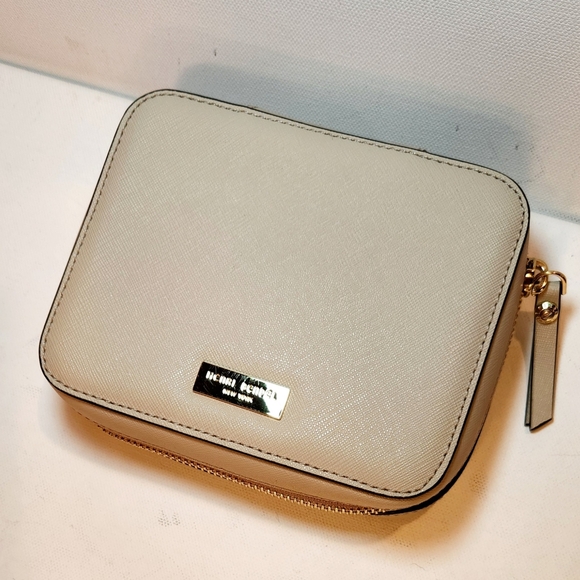 henri bendel | Storage & Organization | Nwt Henri Bendel Travel Jewelry ...